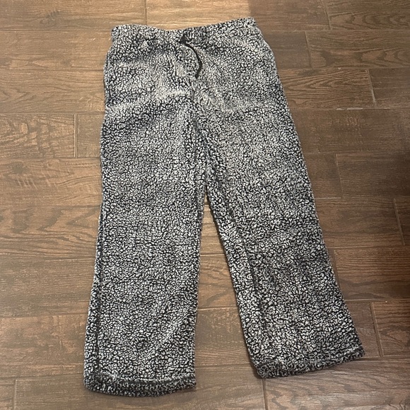 Top Drawer | Pants | Mens Black And White Patterned Lounge Pants | Poshmark